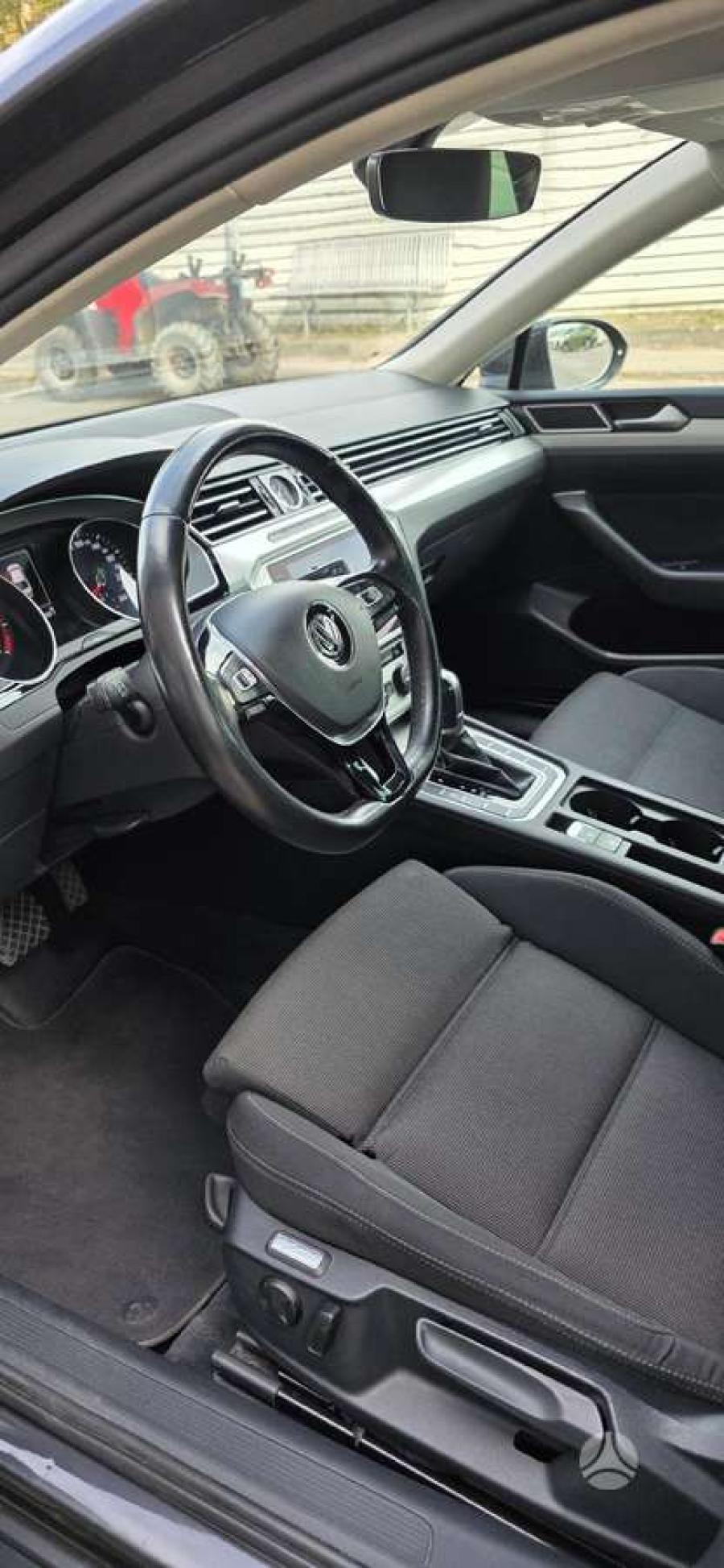 Grey Volkswagen Passat 2019 in Vilnius, with an engine capacity of 1.50 L and mileage of 160 thousand km for 14480 €, photo 22 on AUTOMOTO.COM.LV