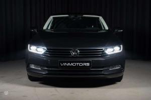 Grey Volkswagen Passat 2019 in Vilnius, with an engine capacity of 1.50 L and mileage of 167 thousand km for 14500 €, photo 2 on AUTOMOTO.COM.LV