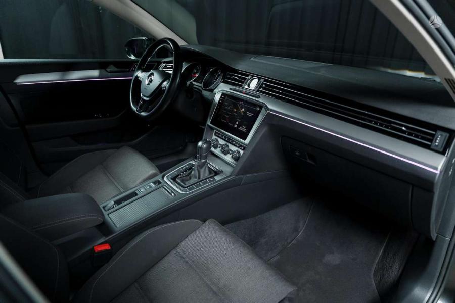 Grey Volkswagen Passat 2019 in Vilnius, with an engine capacity of 1.50 L and mileage of 167 thousand km for 14500 €, photo 27 on AUTOMOTO.COM.LV