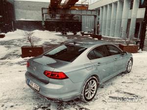 Grey Volkswagen Passat 2019 in Tallinn, with an engine capacity of 2.00 L and mileage of 165 thousand km for 23900 €, photo 4 on AUTOMOTO.COM.LV