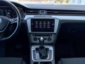 Grey Volkswagen Passat 2019 in Vilnius, with an engine capacity of 1.50 L and mileage of 200 thousand km for 12900 €, photo 11 on AUTOMOTO.COM.LV