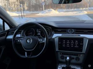 Grey Volkswagen Passat 2019 in Vilnius, with an engine capacity of 1.50 L and mileage of 200 thousand km for 12900 €, photo 13 on AUTOMOTO.COM.LV