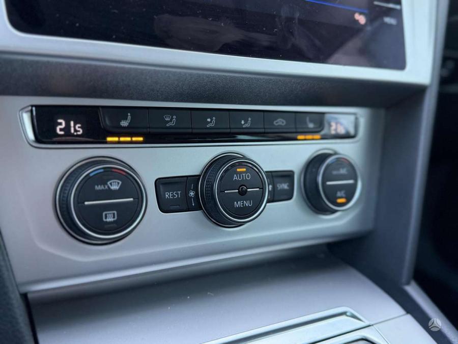 Grey Volkswagen Passat 2019 in Vilnius, with an engine capacity of 1.50 L and mileage of 200 thousand km for 12900 €, photo 20 on AUTOMOTO.COM.LV