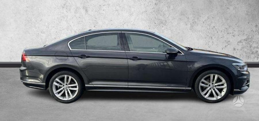 Pelēks Volkswagen Passat 2019 Viļņa, ar dzinēja tilpumu 1.40 L un nobraukumu 195 tūkst. km par 14300 €, foto 2 vietnē AUTOMOTO.COM.LV
