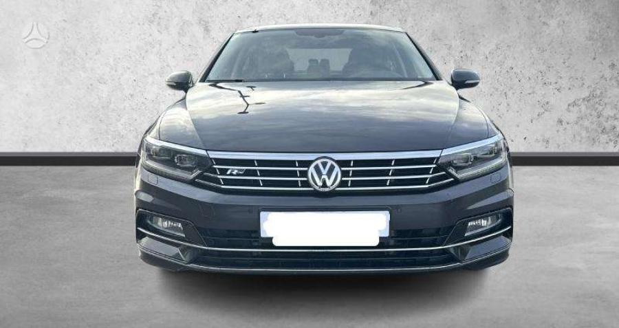 Pelēks Volkswagen Passat 2019 Viļņa, ar dzinēja tilpumu 1.40 L un nobraukumu 195 tūkst. km par 14300 €, foto 5 vietnē AUTOMOTO.COM.LV