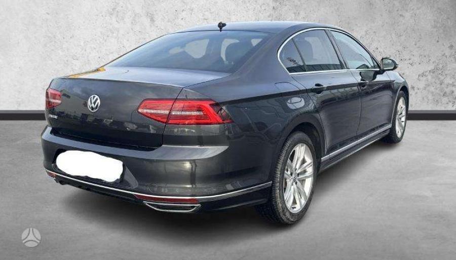 Pelēks Volkswagen Passat 2019 Viļņa, ar dzinēja tilpumu 1.40 L un nobraukumu 195 tūkst. km par 14300 €, foto 7 vietnē AUTOMOTO.COM.LV