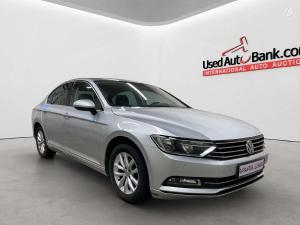 Grey Volkswagen Passat 2019 in Marijampole, with an engine capacity of 1.50 L and mileage of 103 thousand km for 14278 €, photo 3 on AUTOMOTO.COM.LV
