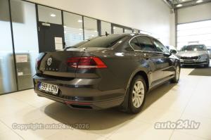 Pelēks Volkswagen Passat 2019 Tallina, ar dzinēja tilpumu 1.50 L un nobraukumu 129 tūkst. km par 17300 €, foto 4 vietnē AUTOMOTO.COM.LV