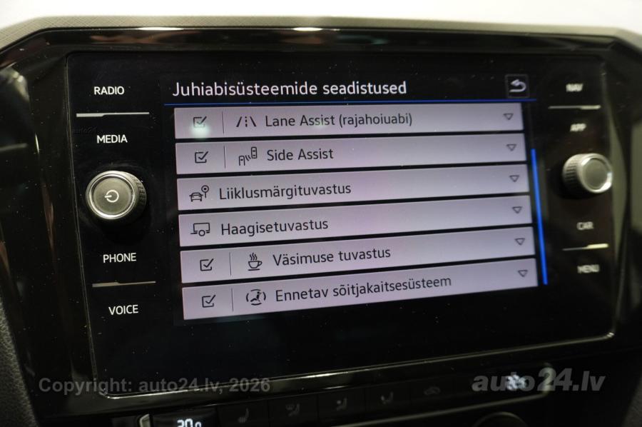 Pelēks Volkswagen Passat 2019 Tallina, ar dzinēja tilpumu 1.50 L un nobraukumu 129 tūkst. km par 17300 €, foto 22 vietnē AUTOMOTO.COM.LV