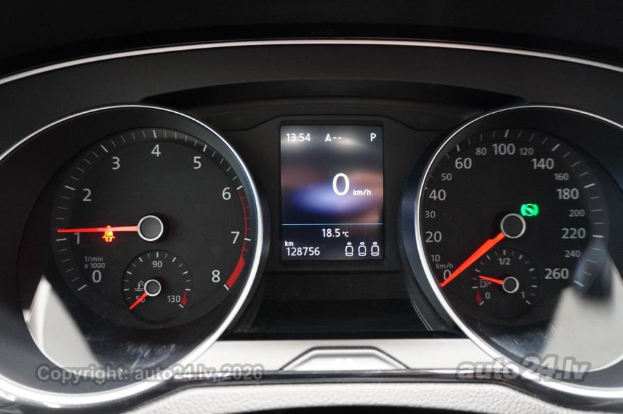 Pelēks Volkswagen Passat 2019 Tallina, ar dzinēja tilpumu 1.50 L un nobraukumu 129 tūkst. km par 17300 €, foto 26 vietnē AUTOMOTO.COM.LV