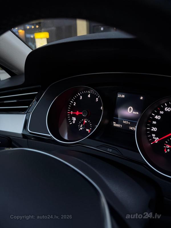 Grey Volkswagen Passat 2019 in Tallinn, with an engine capacity of 1.50 L and mileage of 170 thousand km for 13990 €, photo 7 on AUTOMOTO.COM.LV