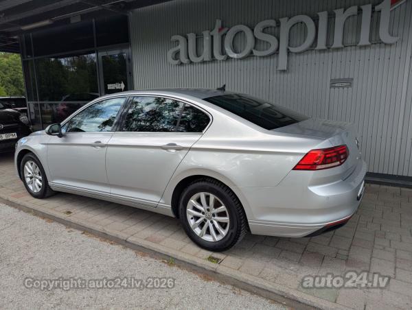 Grey Volkswagen Passat 2019 in Tallinn, with an engine capacity of 1.50 L and mileage of 63 thousand km for 19500 €, photo 3 on AUTOMOTO.COM.LV