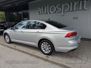 Grey Volkswagen Passat 2019 in Tallinn, with an engine capacity of 1.50 L and mileage of 63 thousand km for 19500 €, photo 4 on AUTOMOTO.COM.LV