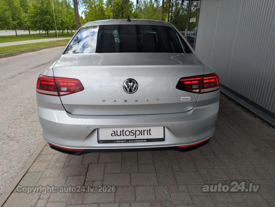 Grey Volkswagen Passat 2019 in Tallinn, with an engine capacity of 1.50 L and mileage of 63 thousand km for 19500 €, photo 5 on AUTOMOTO.COM.LV