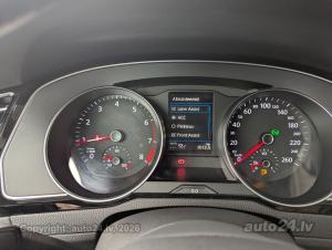 Grey Volkswagen Passat 2019 in Tallinn, with an engine capacity of 1.50 L and mileage of 63 thousand km for 19500 €, photo 9 on AUTOMOTO.COM.LV