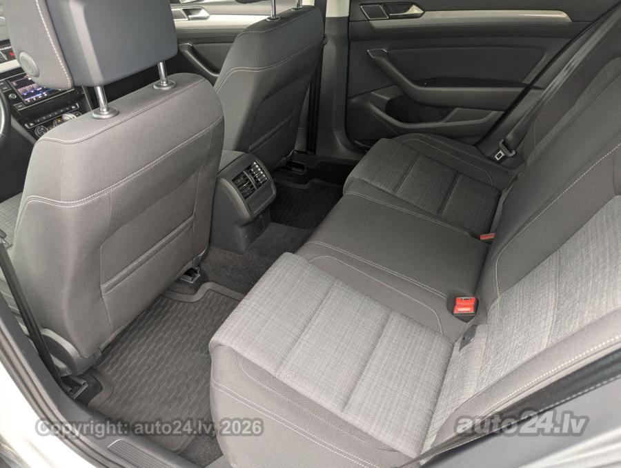 Grey Volkswagen Passat 2019 in Tallinn, with an engine capacity of 1.50 L and mileage of 63 thousand km for 19500 €, photo 14 on AUTOMOTO.COM.LV