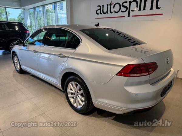 Pelēks Volkswagen Passat 2019 Tallina, ar dzinēja tilpumu 1.50 L un nobraukumu 88 tūkst. km par 16900 €, foto 4 vietnē AUTOMOTO.COM.LV