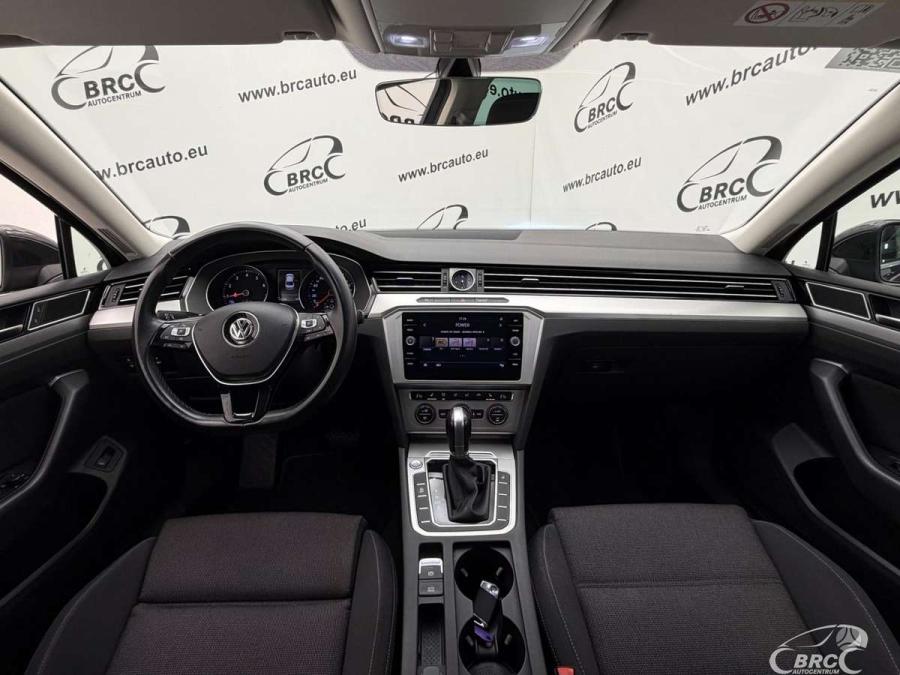 Grey Volkswagen Passat 2019 in Vilnius, with an engine capacity of 1.50 L and mileage of 123 thousand km for 13900 €, photo 5 on AUTOMOTO.COM.LV