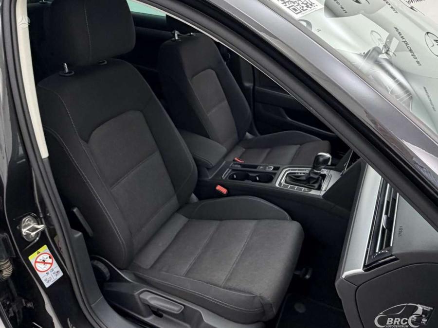 Grey Volkswagen Passat 2019 in Vilnius, with an engine capacity of 1.50 L and mileage of 123 thousand km for 13900 €, photo 9 on AUTOMOTO.COM.LV