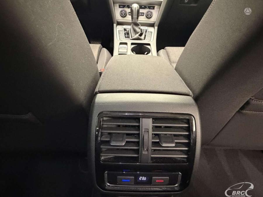 Grey Volkswagen Passat 2019 in Vilnius, with an engine capacity of 1.50 L and mileage of 123 thousand km for 13900 €, photo 15 on AUTOMOTO.COM.LV