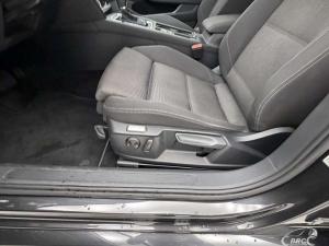 Grey Volkswagen Passat 2019 in Vilnius, with an engine capacity of 1.50 L and mileage of 123 thousand km for 13900 €, photo 25 on AUTOMOTO.COM.LV