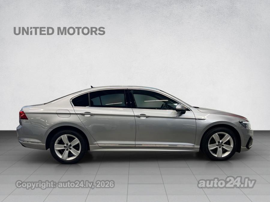 Pelēks Volkswagen Passat 2019 Tallina, ar dzinēja tilpumu 1.50 L un nobraukumu 91 tūkst. km par 18500 €, foto 8 vietnē AUTOMOTO.COM.LV