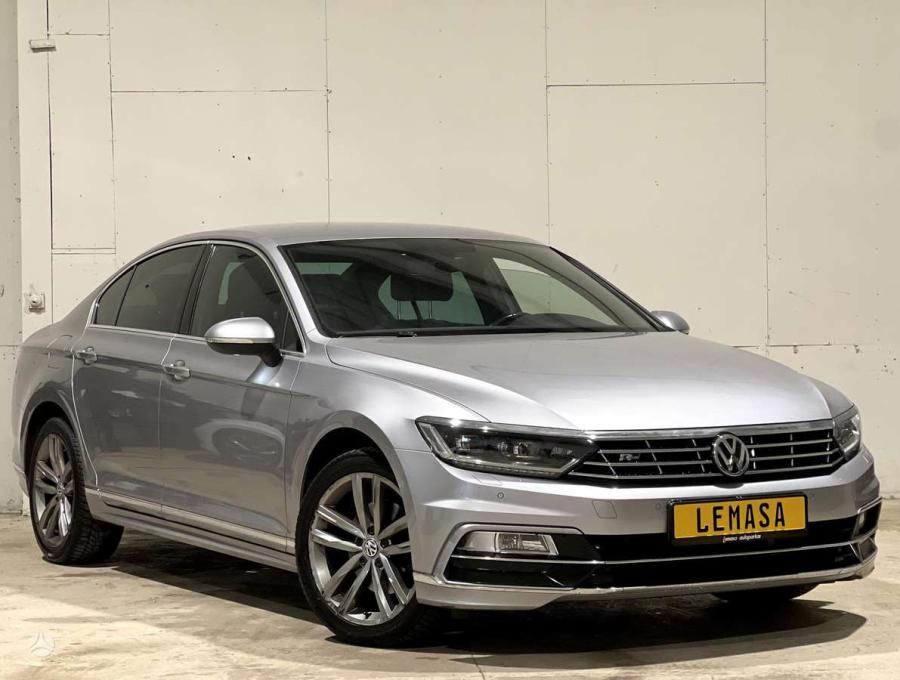 Grey Volkswagen Passat 2019 in Klaipeda, with an engine capacity of 1.50 L and mileage of 128 thousand km for 16999 €, photo 26 on AUTOMOTO.COM.LV