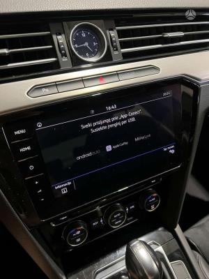 Grey Volkswagen Passat 2019 in Klaipeda, with an engine capacity of 1.50 L and mileage of 128 thousand km for 16999 €, photo 30 on AUTOMOTO.COM.LV