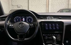 Grey Volkswagen Passat 2019 in Klaipeda, with an engine capacity of 1.50 L and mileage of 128 thousand km for 16999 €, photo 36 on AUTOMOTO.COM.LV