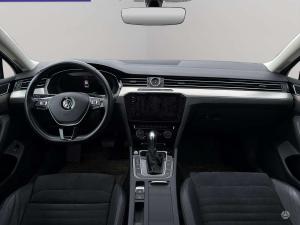 Grey Volkswagen Passat 2019 in Klaipeda, with an engine capacity of 1.50 L and mileage of 93 thousand km for 17999 €, photo 13 on AUTOMOTO.COM.LV