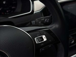 Grey Volkswagen Passat 2019 in Klaipeda, with an engine capacity of 1.50 L and mileage of 93 thousand km for 17999 €, photo 20 on AUTOMOTO.COM.LV