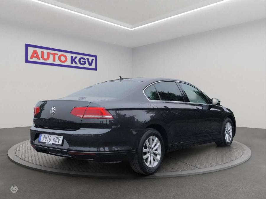 Pelēks Volkswagen Passat 2019 Viļņa, ar dzinēja tilpumu 1.50 L un nobraukumu 137 tūkst. km par 16499 €, foto 6 vietnē AUTOMOTO.COM.LV