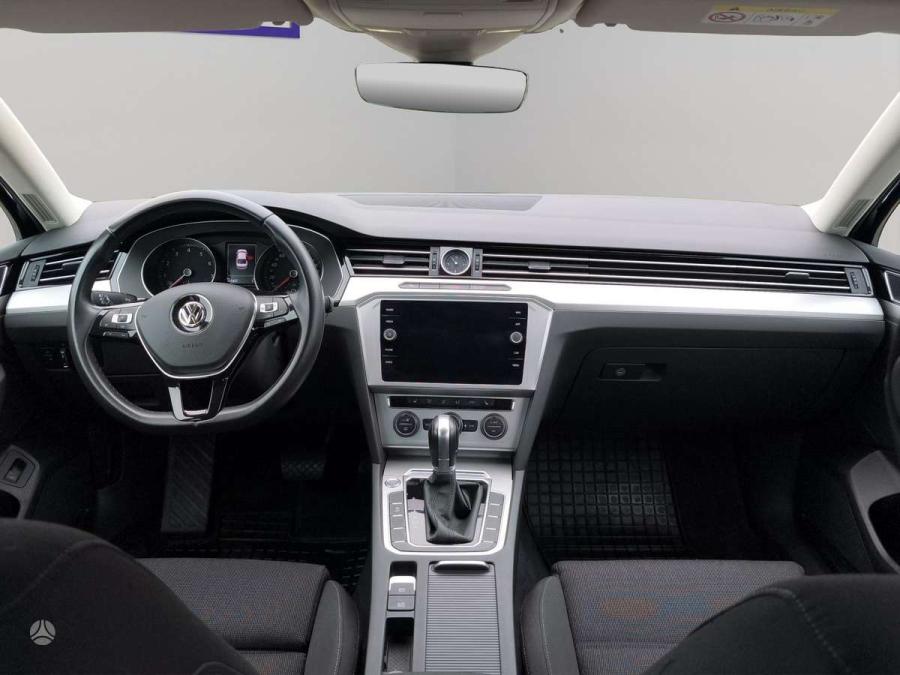 Pelēks Volkswagen Passat 2019 Viļņa, ar dzinēja tilpumu 1.50 L un nobraukumu 137 tūkst. km par 16499 €, foto 13 vietnē AUTOMOTO.COM.LV
