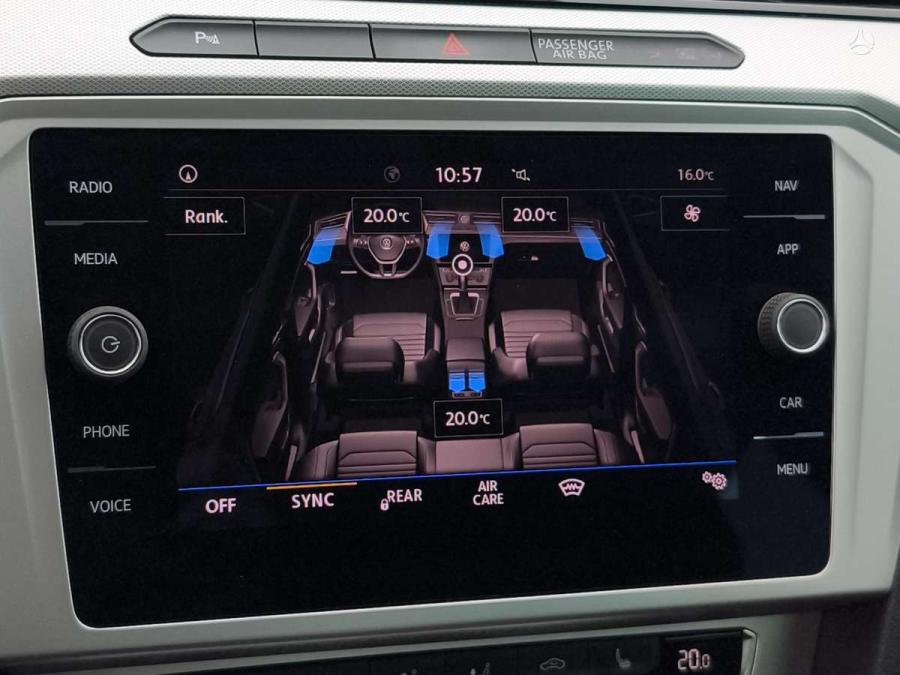 Pelēks Volkswagen Passat 2019 Viļņa, ar dzinēja tilpumu 1.50 L un nobraukumu 137 tūkst. km par 16499 €, foto 20 vietnē AUTOMOTO.COM.LV