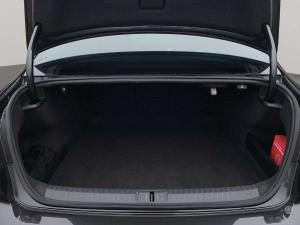 Pelēks Volkswagen Passat 2019 Viļņa, ar dzinēja tilpumu 1.50 L un nobraukumu 137 tūkst. km par 16499 €, foto 11 vietnē AUTOMOTO.COM.LV