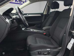 Pelēks Volkswagen Passat 2019 Viļņa, ar dzinēja tilpumu 1.50 L un nobraukumu 137 tūkst. km par 16499 €, foto 14 vietnē AUTOMOTO.COM.LV