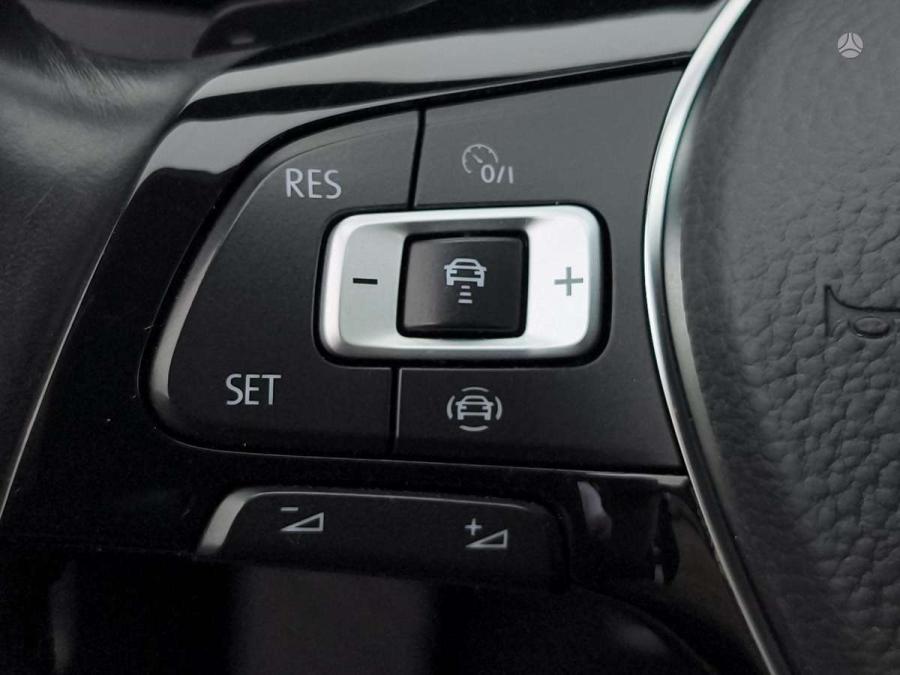 Pelēks Volkswagen Passat 2019 Viļņa, ar dzinēja tilpumu 1.50 L un nobraukumu 137 tūkst. km par 16499 €, foto 18 vietnē AUTOMOTO.COM.LV
