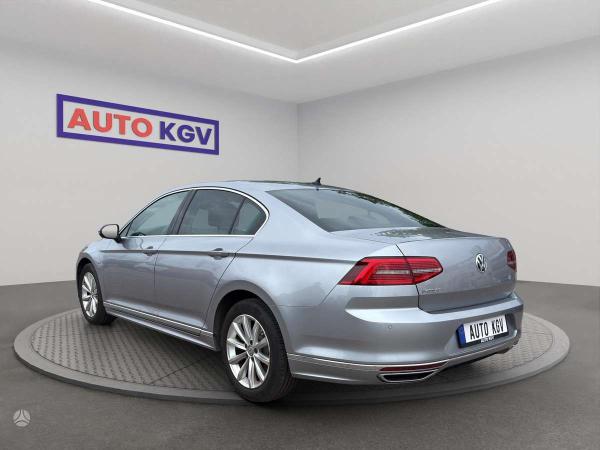 Фольксваген Пассат 2019 в Клайпеда на AUTOMOTO.COM.LV Серый Фольксваген Пассат 2019 в Клайпеда, объемом двигателя 1.50 л и пробегом 93 тыс. км за 17199 €, фото 4 на AUTOMOTO.COM.LV