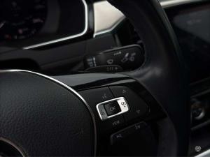 Grey Volkswagen Passat 2019 in Klaipeda, with an engine capacity of 1.50 L and mileage of 93 thousand km for 17199 €, photo 20 on AUTOMOTO.COM.LV