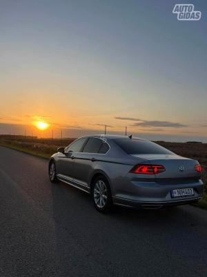 Pelēks Volkswagen Passat 2019 Jonava, ar dzinēja tilpumu 1.50 L un nobraukumu 106 tūkst. km par 16500 €, foto 3 vietnē AUTOMOTO.COM.LV