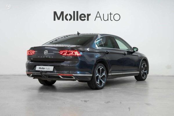 Pelēks Volkswagen Passat 2020 Viļņa, ar dzinēja tilpumu 1.40 L un nobraukumu 119 tūkst. km par 19500 €, foto 3 vietnē AUTOMOTO.COM.LV