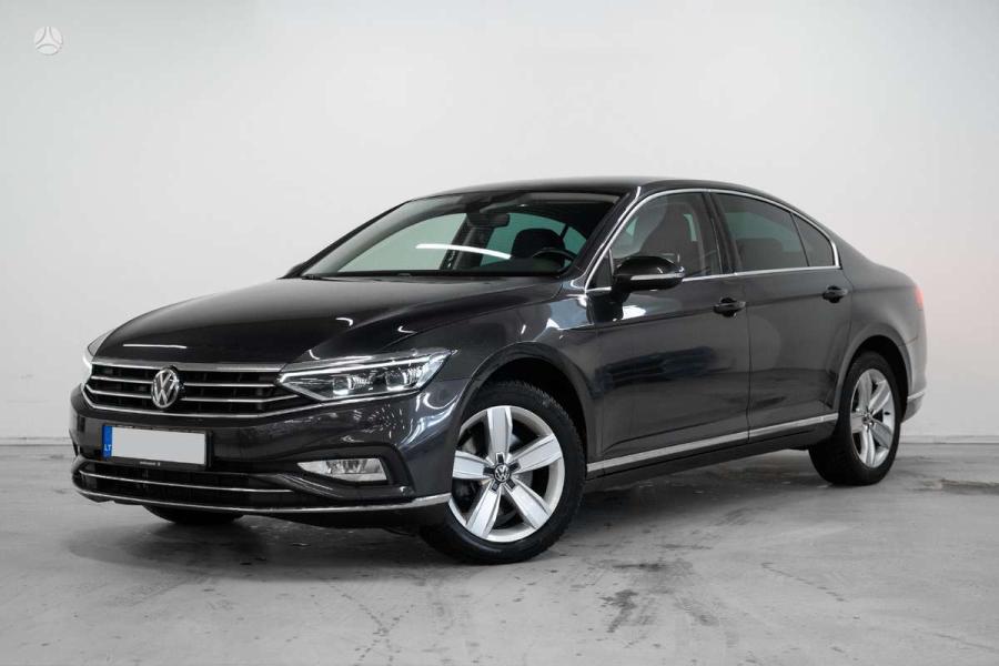 Pelēks Volkswagen Passat 2020 Viļņa, ar dzinēja tilpumu 1.98 L un nobraukumu 107 tūkst. km par 20650 €, foto 1 vietnē AUTOMOTO.COM.LV