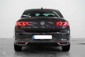 Pelēks Volkswagen Passat 2020 Viļņa, ar dzinēja tilpumu 1.98 L un nobraukumu 107 tūkst. km par 20650 €, foto 6 vietnē AUTOMOTO.COM.LV