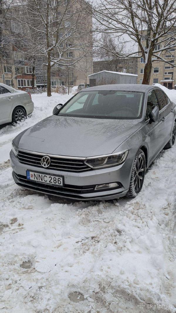 Pelēks Volkswagen Passat 2020 Viļņa, ar dzinēja tilpumu 2.00 L un nobraukumu 154 tūkst. km par 17000 €, foto 1 vietnē AUTOMOTO.COM.LV