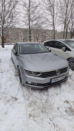 Grey Volkswagen Passat 2020 in Vilnius, with an engine capacity of 2.00 L and mileage of 154 thousand km for 17000 €, photo 2 on AUTOMOTO.COM.LV
