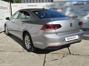 Grey Volkswagen Passat 2020 in Vilnius, with an engine capacity of 1.50 L and mileage of 164 thousand km for 14900 €, photo 5 on AUTOMOTO.COM.LV