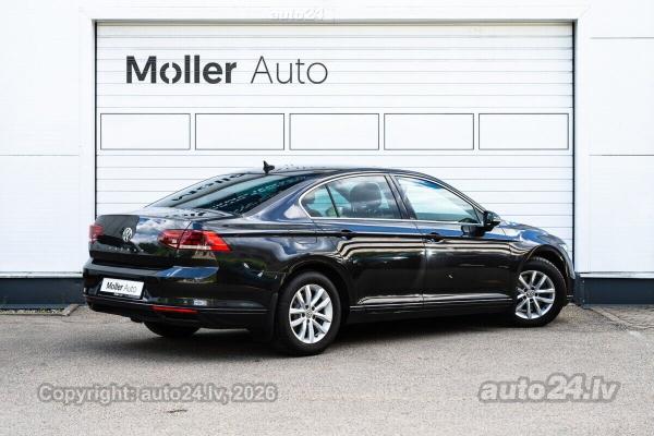 Grey Volkswagen Passat 2020 in Riga, with an engine capacity of 1.50 L and mileage of 111 thousand km for 17677 €, photo 3 on AUTOMOTO.COM.LV