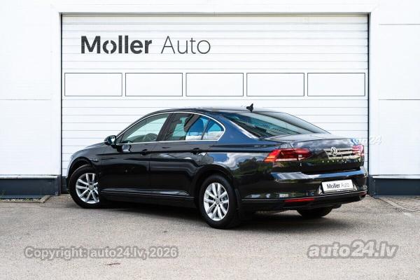 Grey Volkswagen Passat 2020 in Riga, with an engine capacity of 1.50 L and mileage of 111 thousand km for 17677 €, photo 4 on AUTOMOTO.COM.LV
