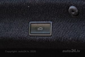 Grey Volkswagen Passat 2020 in Riga, with an engine capacity of 1.50 L and mileage of 111 thousand km for 17677 €, photo 17 on AUTOMOTO.COM.LV