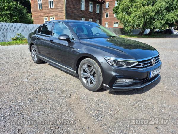 Grey Volkswagen Passat 2020 in Tallinn, with an engine capacity of 1.50 L and mileage of 89 thousand km for 16900 €, photo 1 on AUTOMOTO.COM.LV